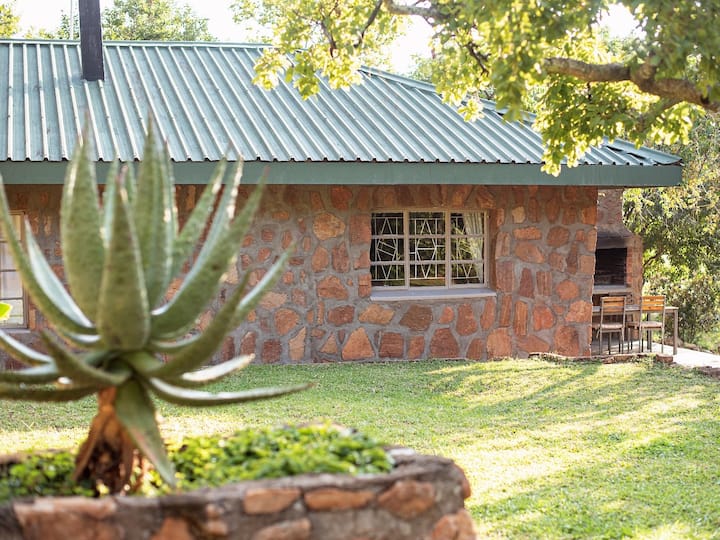Boekenhout Cottage (Milorho Lodge) - Rustenburg