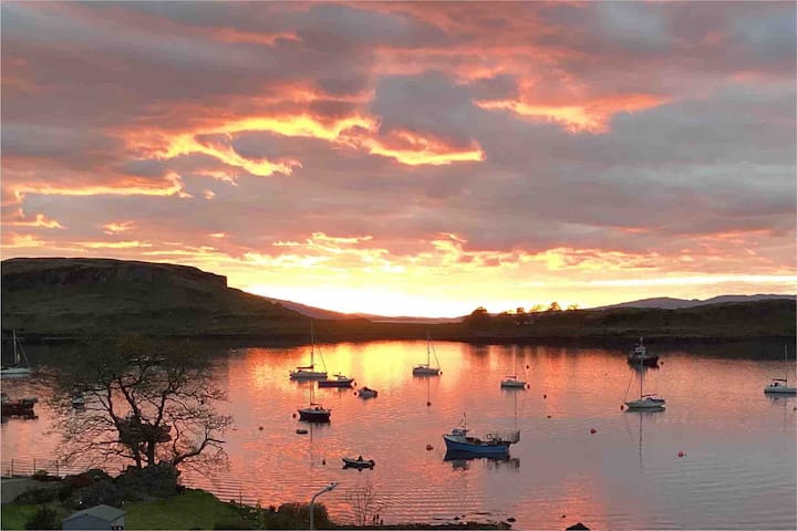 Ground Level Apartment, Patio, Seaview & Parking - Oban