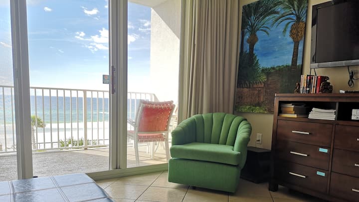Beachfront Condo, Ocean View 2br/2ba, Majestic Sun - Miramar Beach, FL