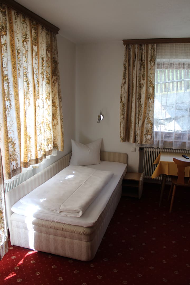 Dz 6 Dusche/wc, Frühstücksbuffet, Sauna, Arlberg - Saint Anton am Arlberg