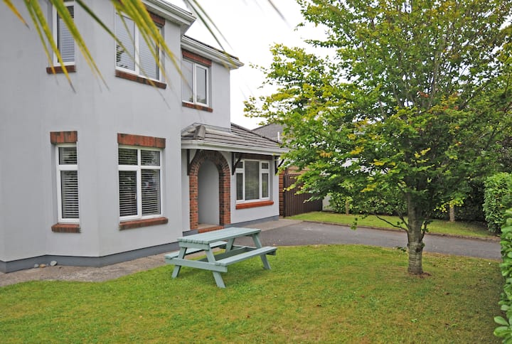 "Greenway On Your Doorstep" House - Mayo