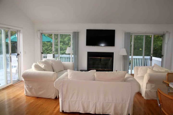 Great Family House; Bright, Open, Uncluttered - The Hamptons, NY