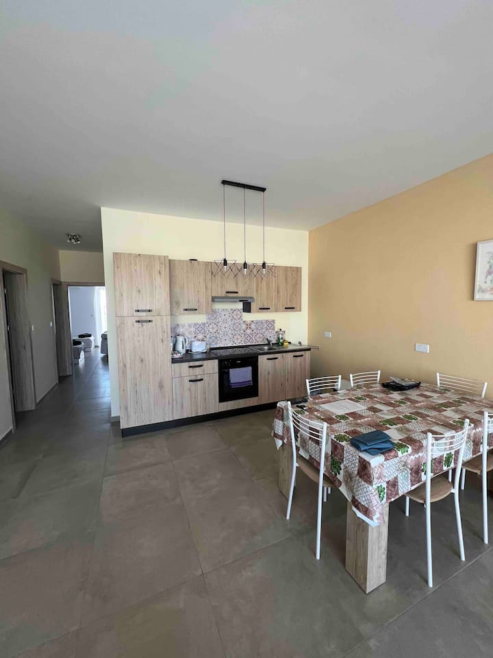 Lovely 2 Bedroom, 2 Bathroom In Lija / Mosta - Malta