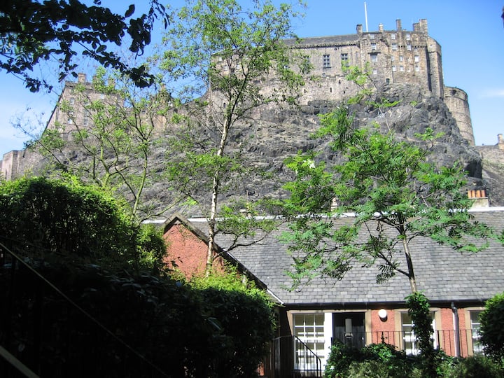 King's Stables, Grassmarket, Old Town, Edinburgh - Leith