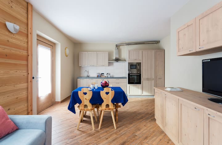 Clean And Modern In Bormio Plus Breakfast! - Bormio