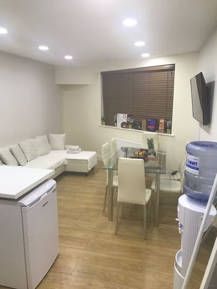 Modern Apartment Close To Central London Ii - Harrow