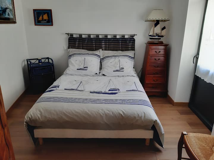 Chambre Indépendante + +  "Les Pieds Dans L'eau" - Saint-Malo