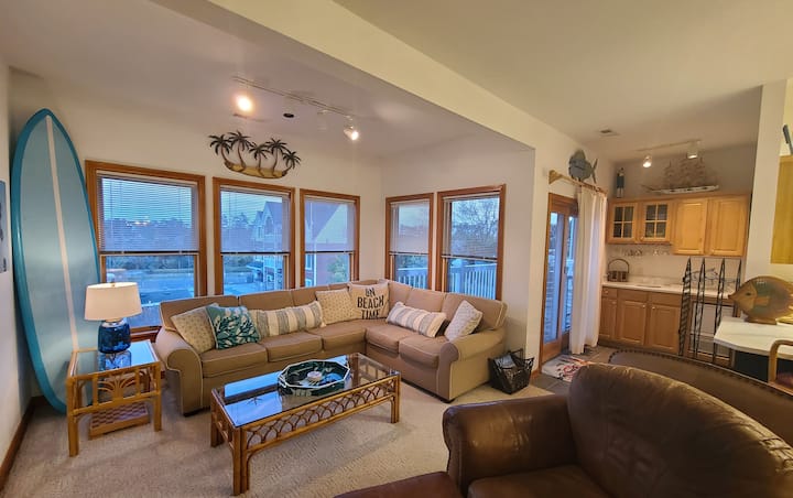 Beautiful Waterfront Condo With Elevator! - North Carolina Aquarium on Roanoke Island, Manteo