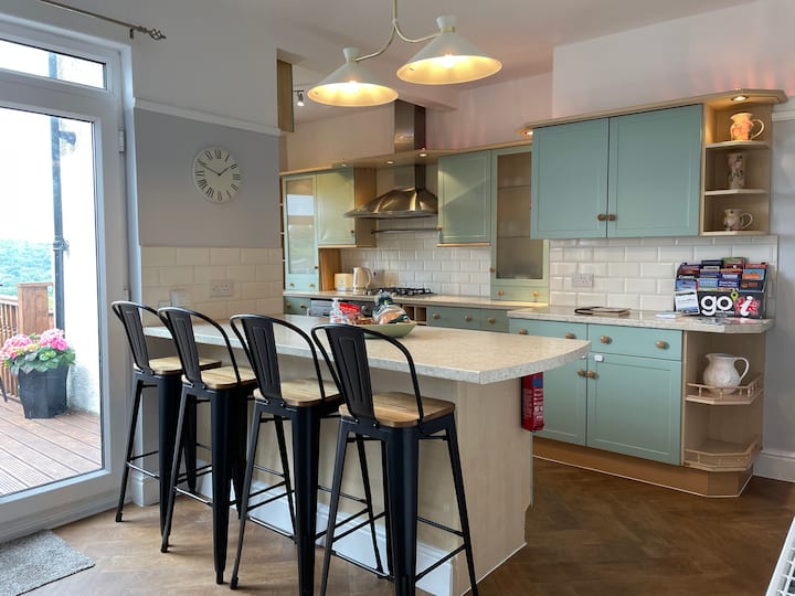 Cosy Country Cottage With Stunning Views, Conwy. - North Wales