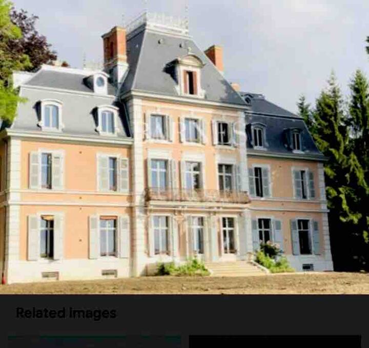 Unique 3 Bedrooms Ap In Historic Chateau With Pool - Saint-Genis-Pouilly