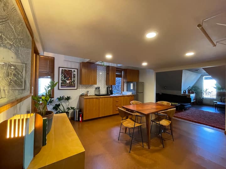 Mid-century Styled Loft In Secluded Neighborhood - Pittsburgh, PA