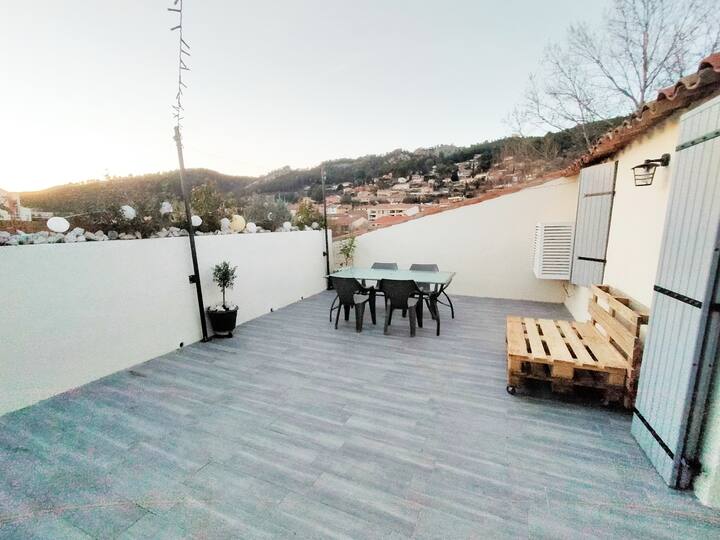 Appartement En Provence. - Auriol