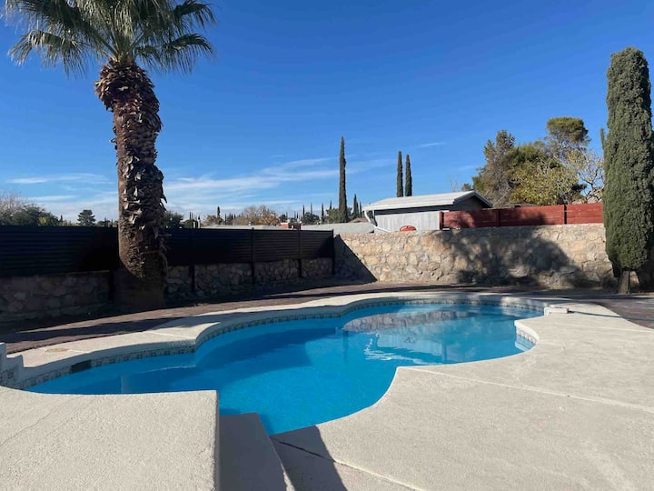 Cielo Vista| 5minfountains| 10 People| Petfriendly - エル・パソ, TX