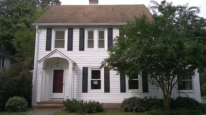Home-sunny Suite For 2 & King Bedroom, 5 Night Min - High Point, NC