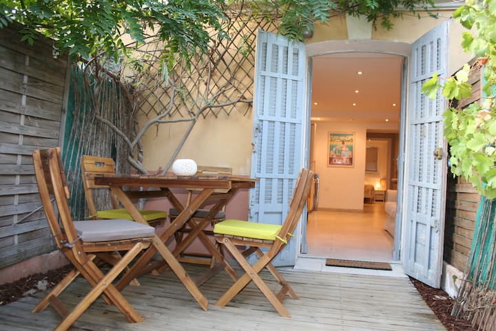 2pièces Climatisé+jardin+parking 5mins Des Plages - Cannes