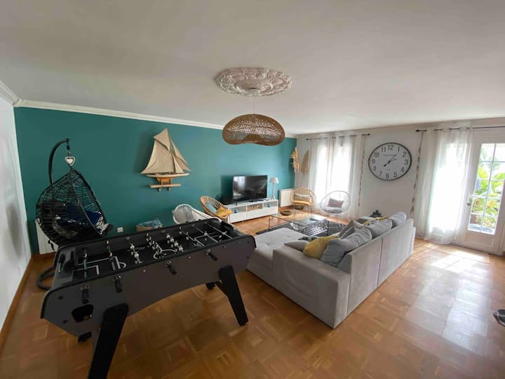 ღ Escale Bleu • Extérieur, Baby Foot & Wifi - La Rochelle