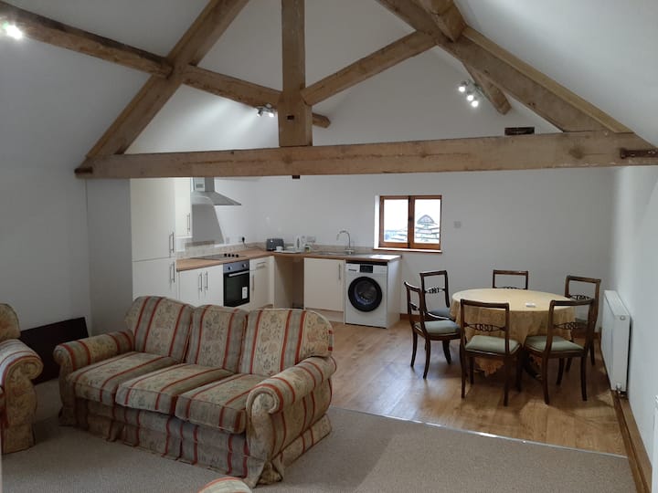 Georgian Granary Conversion Plus Thai Restaurant - Herefordshire