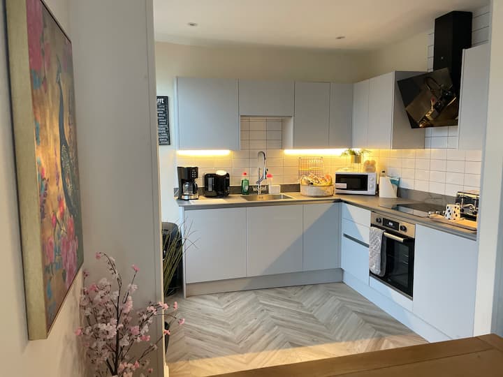 Beautiful 2 Bed Apartment With Sea Views - Hele Bay