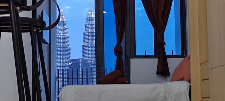 Studio With Klcc View & Pool With Klcc View@colony - Kuala Lumpur