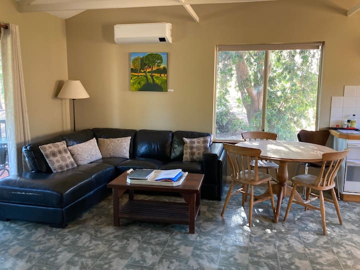 Glenlynn Farm Cottages - Sheoak Cottage - Bridgetown, Australia