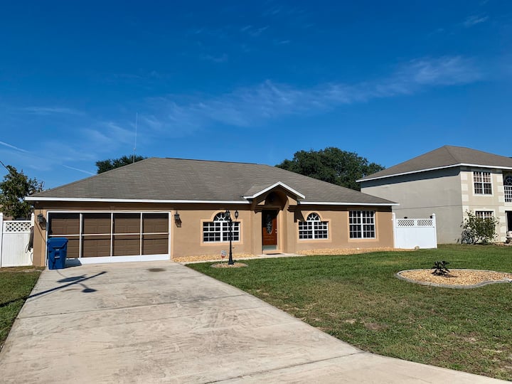 The Home Of Mermaids And Golf Paradise - Spring Hill, FL