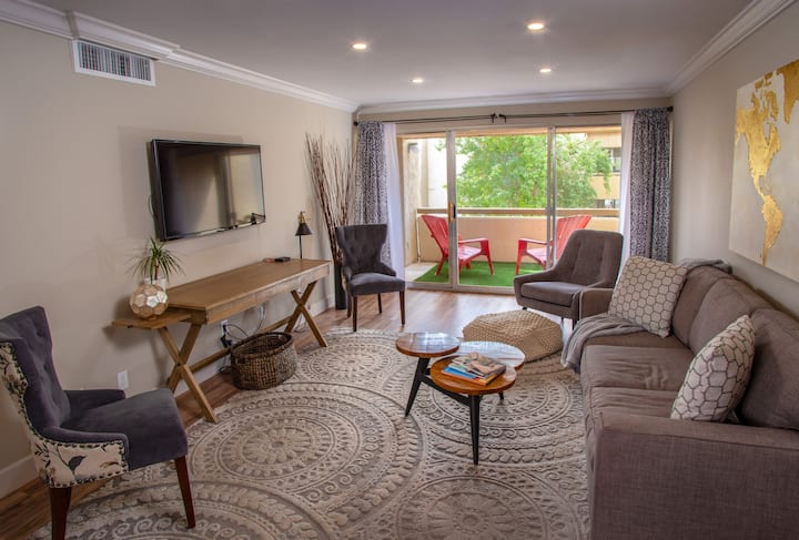 Modern Scottsdale Condo - Paradise Valley, AZ