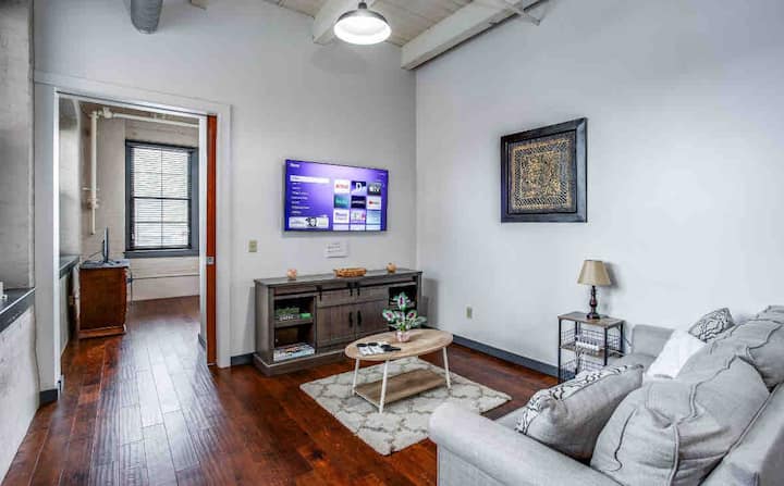 Ny Style Loft With Kingbed - Brighton, NY