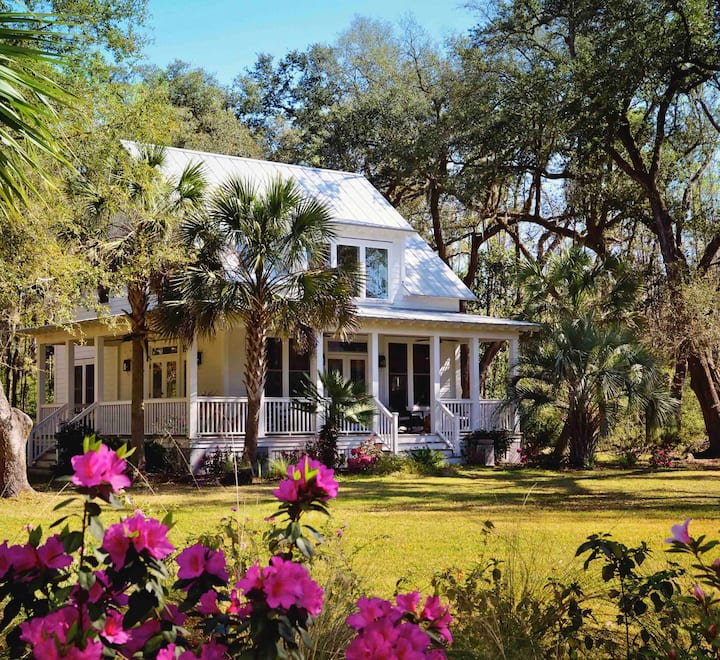Captain's Quarters - Charleston, SC