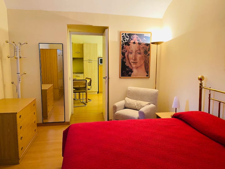 Appartamento In Zona Prati - Rome