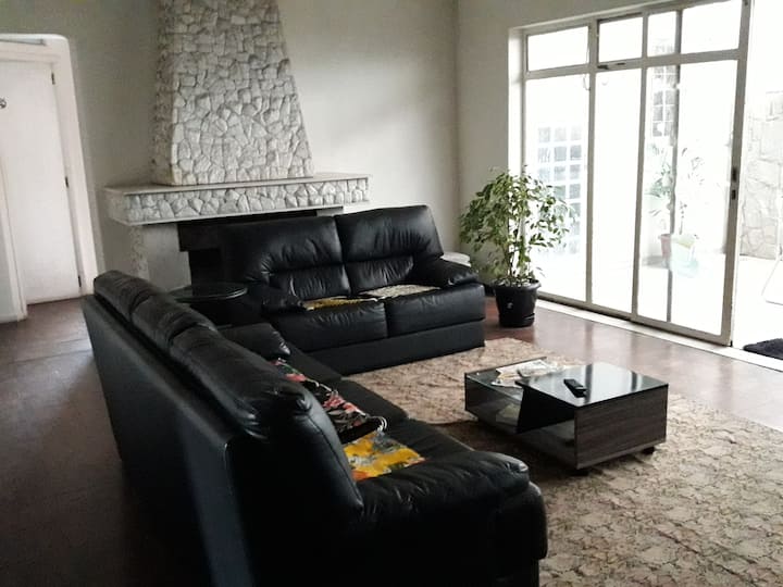 Quarto Casal ,Individual E Familia . - Curitiba