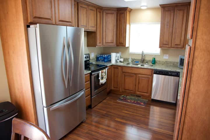 Comfy Home In Desirable Neighborhood! - Pueblo, CO