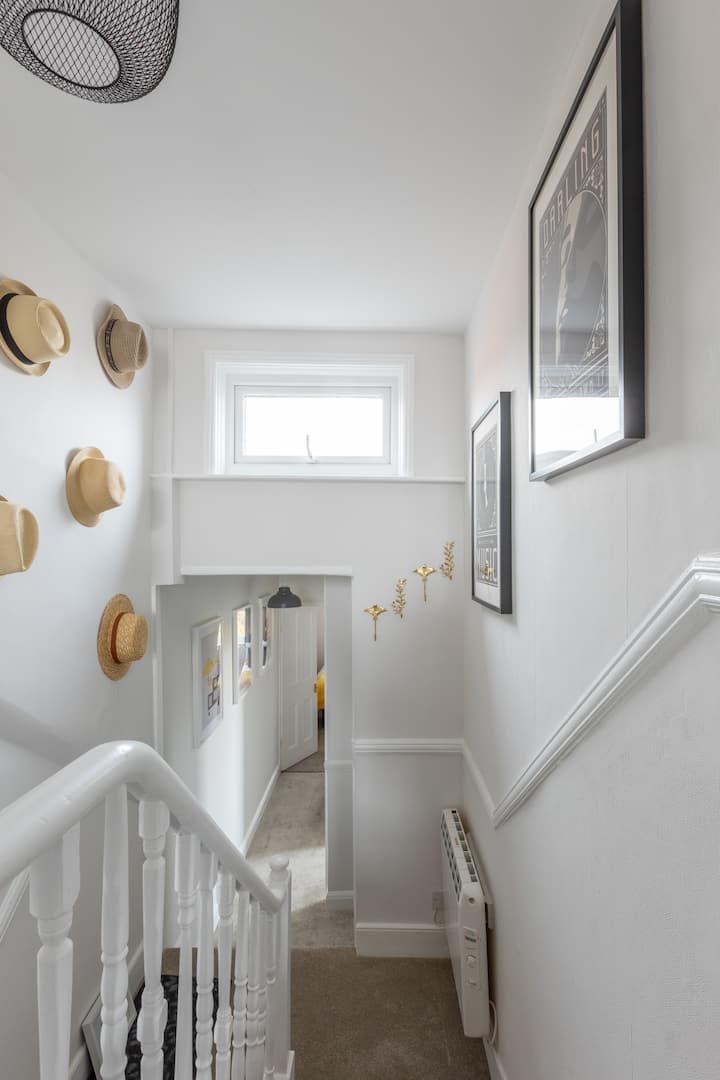 Seaside Victorian Flat – Steps From The Beach - Broadstairs