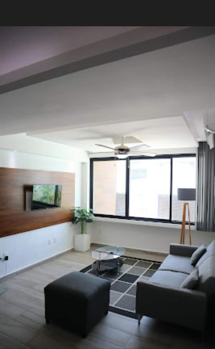 2br Modern Condo • Sleeps 6 • Prime Location · 102 - Cancún