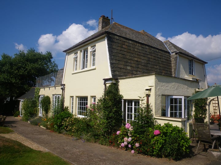 The Whiteleaf - Double Room - Croyde