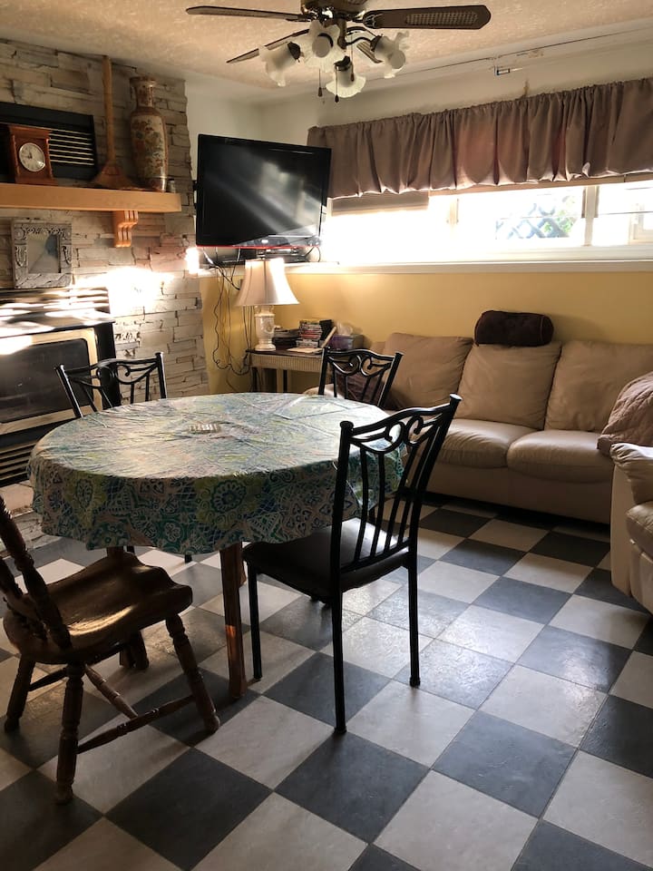 Siesta Mexican Theme Room #3 - Grande Prairie