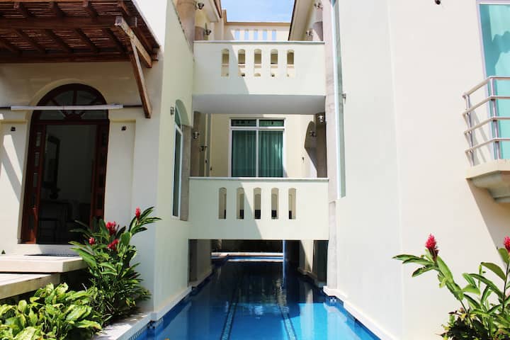 Five Bedroom Holiday House With Pool - Oaxaca