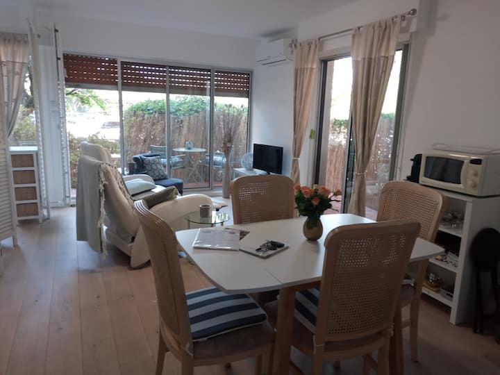 8 Km De Cannes, 15 Mins à Pied De La Plage - Mandelieu-la-Napoule