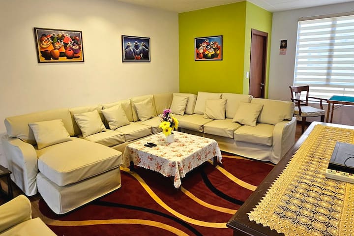 Depto. 3 Habitaciones Con Cocina Y Sala. - La Paz