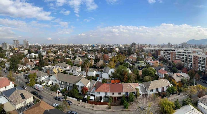 Departamento Con Excelente Vista Y Ubicación - Las Condes