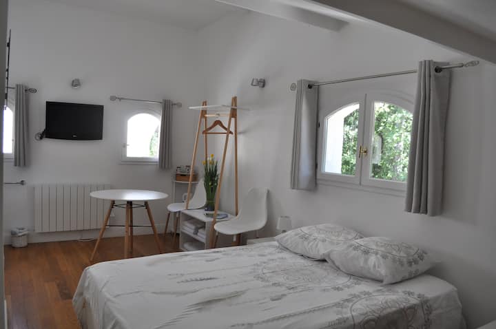 Chambre Cocooning à Nans Les Pins - Nans-les-Pins