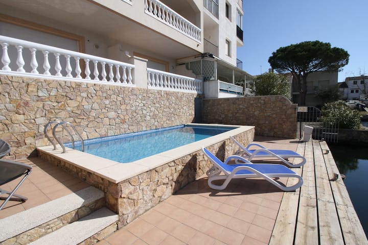 Appartement Confortable Avec Piscine - Empuriabrava