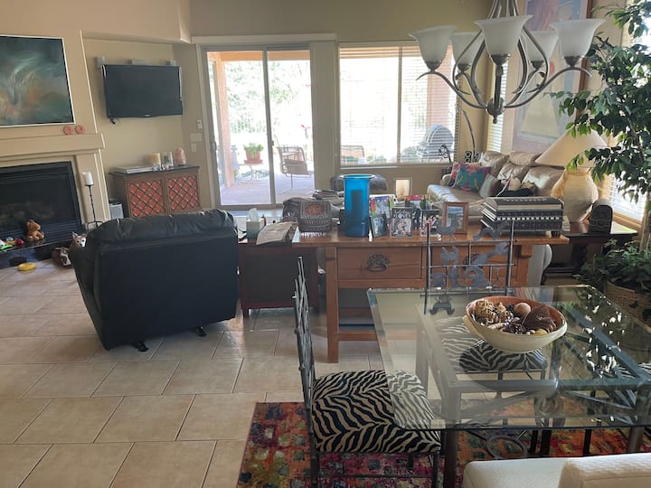 Oro Valley- 6 Miles Of Walking Trails Behind Home - Catalina, AZ