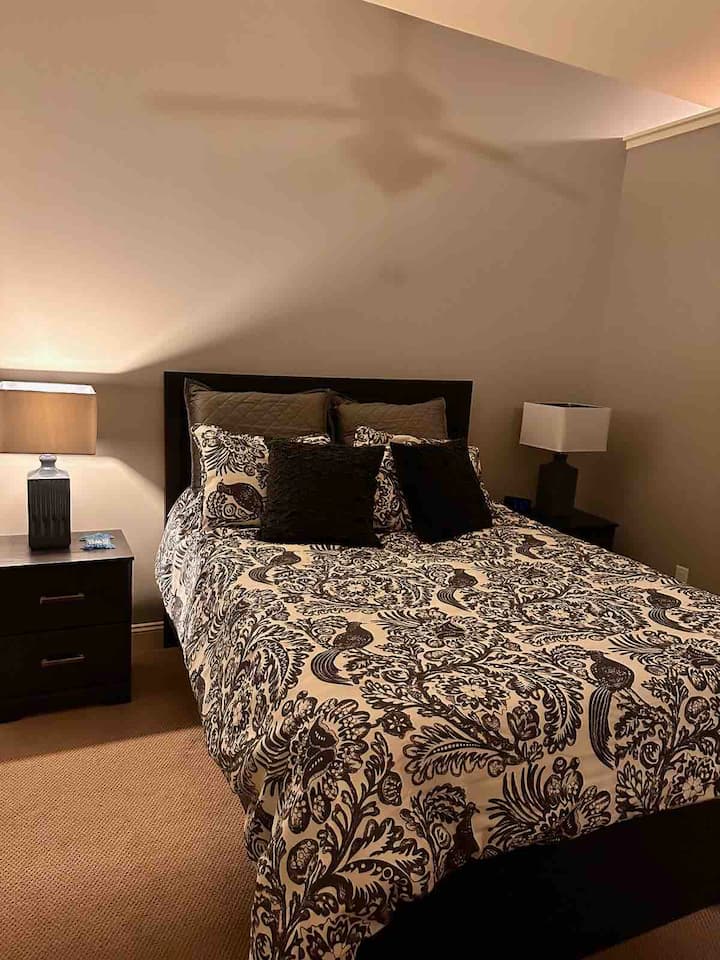 Make Your Mark In Downtown Omaha - Omaha, NE