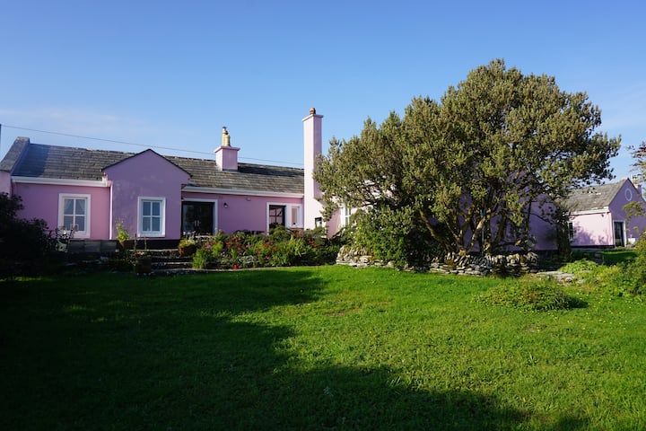 Burren Luxury - Spacious, Secluded, Sleeps 8 - Lisdoonvarna