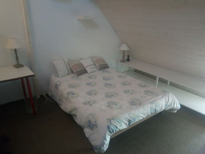 Chambre à Blois Idéalement Placée, Vue Magnifique - Blois