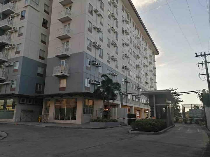 Staycation Across Ayala Mall - Bacolod