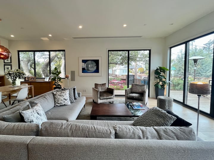 Bay Area Large Family Home With View And Pool - San Carlos, CA