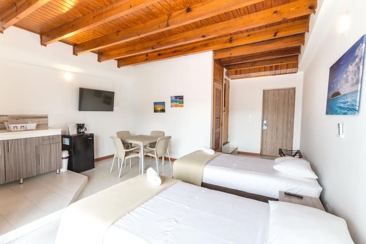 Serrana Cay Double Room (5 Min From The Beach) - San Andrés