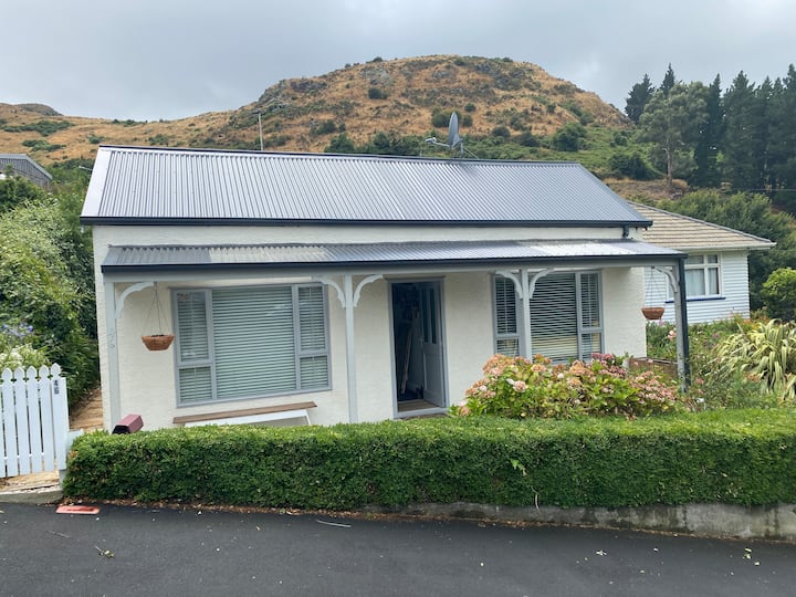 Cottage On The Corner - リッテルトン