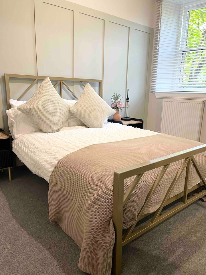 Stylish & Central 2br Apartment - Edinburgh